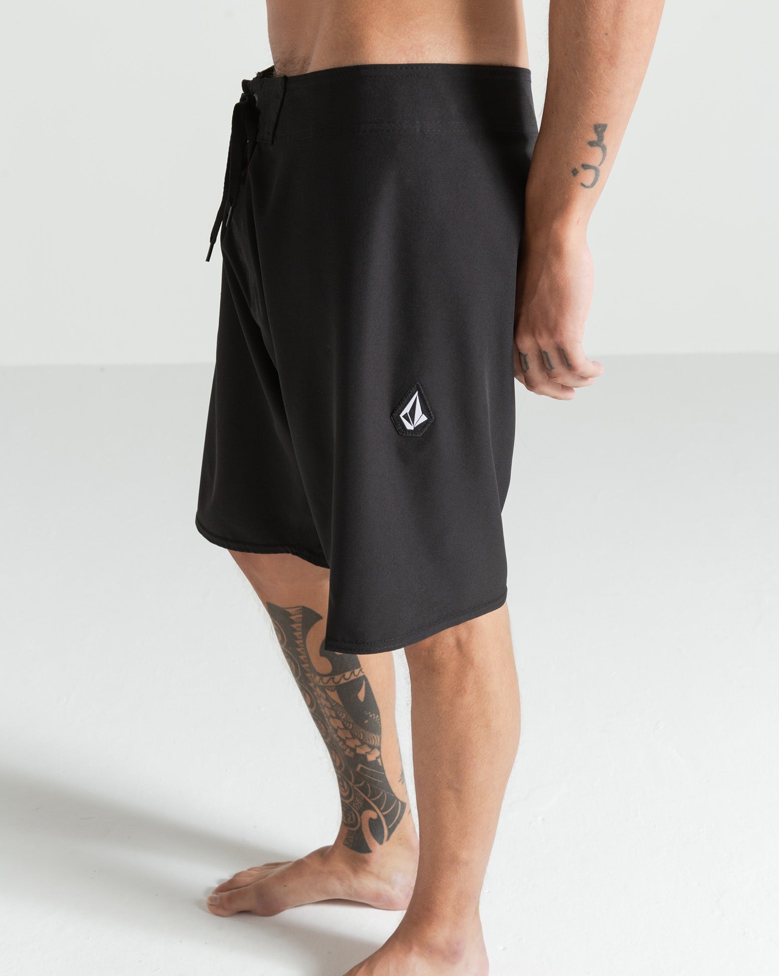 Boardshort Volcom Lido Solid Preto - Volcom Brasil - Loja Oficial