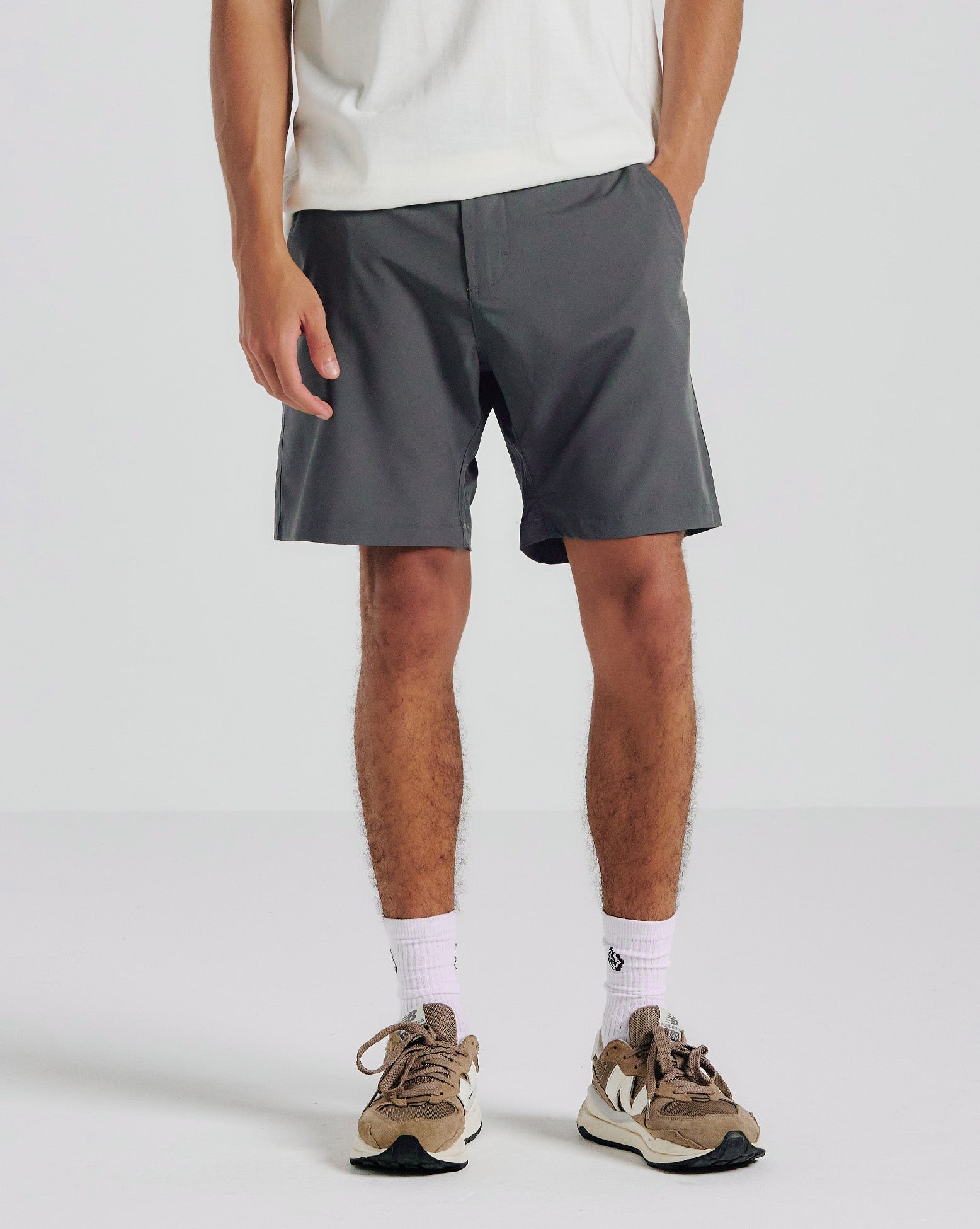 Bermuda Híbrida Volcom Solid Stone Grafite - Volcom Brasil - Loja Oficial